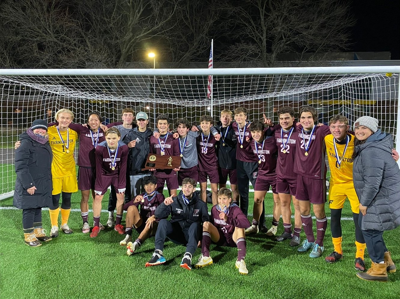 Varsity Roster - farmingtonhighboyssoccer